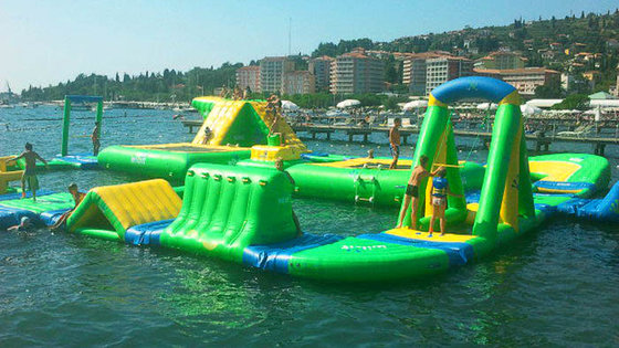 Seal Welding Adult Inflatable Water Park 1000DPVC Safety Convenient Installation