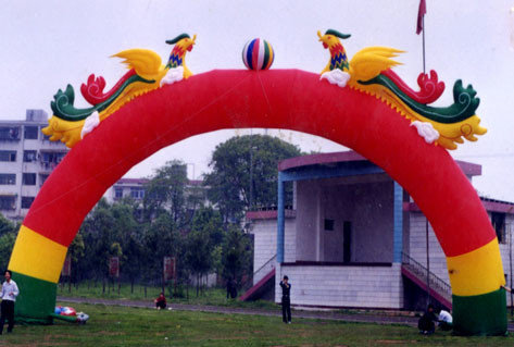Arched Bridge Inflatable Advertising Balloons For  Wedding &amp; Engagement Ceremony