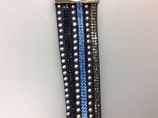 Magnetic clasp bracelet in China Sourcing Agent  buying imitation jewelry