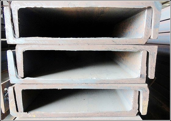 Low Carbon Mild Structural Steel Channel Iron with U Shape JIS Standard