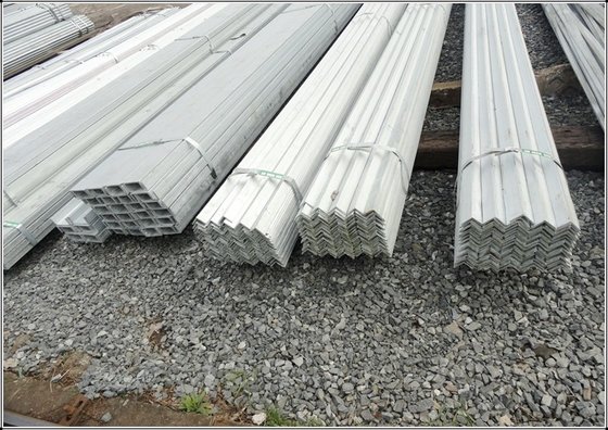 Galvanized Mild Steel Angle Bar for Construction Material / Structural Bracket