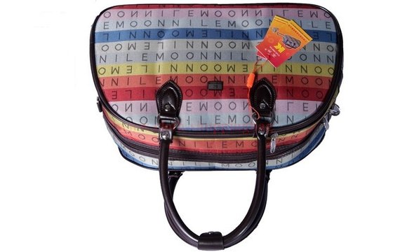 Colorful womens cloth travel bags with English letters for outdoor sports