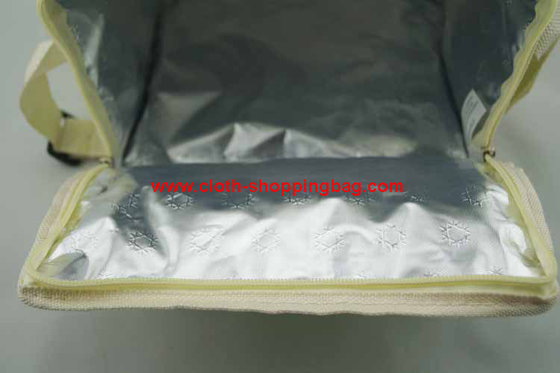 Logo - printing  polyester fabric travel cooler bag  with insulated lining