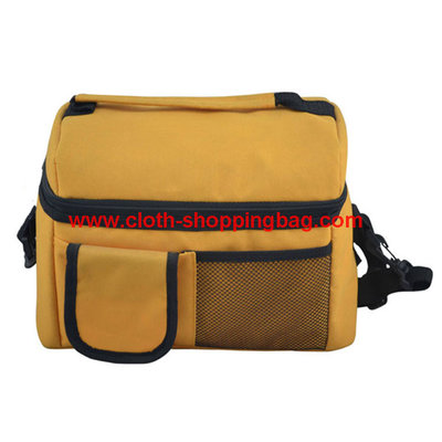 Durable polyester yellow built lunch bag , drink cooler bag