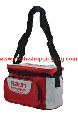 Convenient drinks pack travel cooler bag with insulated foil lining