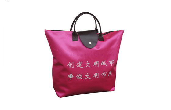 Red lightweight foldable shopping bags with Silk screen printing