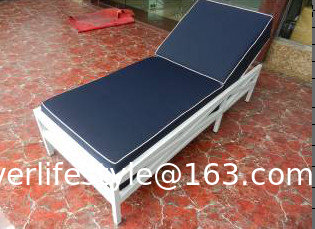 All aluminum coffee table with smoke glass for Hotel, Garden and Beach by Clover Lifestyle China Outdoor Furniture