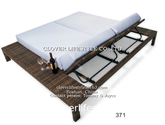 CK0371L Flat wicker double SUN BED for Hotel, Garden and Beach by Clover Lifestyle Outdoor Furniture China