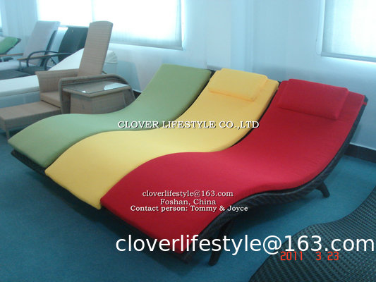 Flat wicker Sun bed S shape single bed for Hotel, Garden and Beach by Clover Lifestyle Outdoor Furniture China
