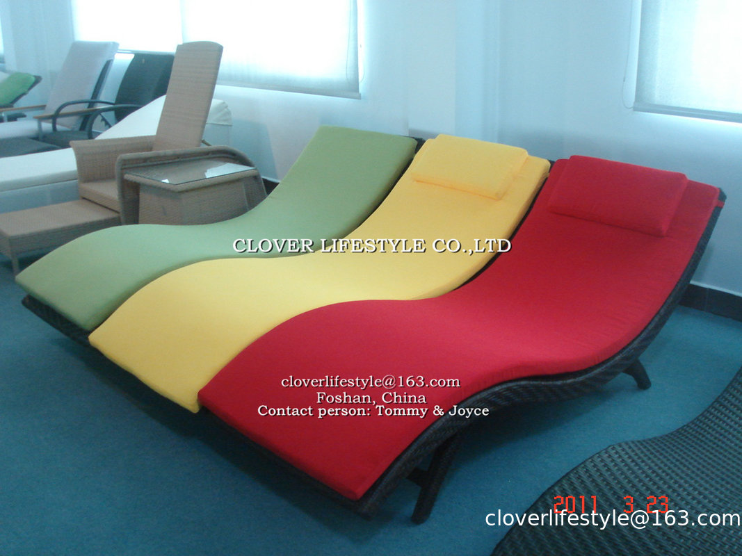 Flat wicker Sun bed S shape single bed for Hotel, Garden and Beach by Clover Lifestyle Outdoor Furniture China