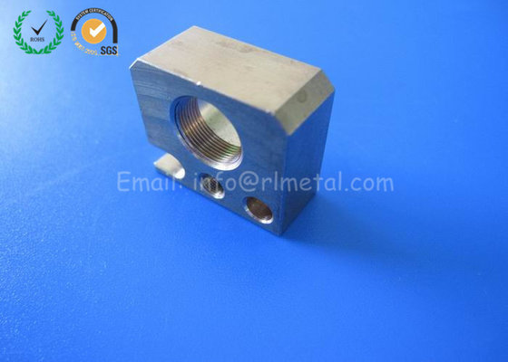CNC Milling Custom Spare Parts Stainless Steel for Auto / Cars / Vehicle