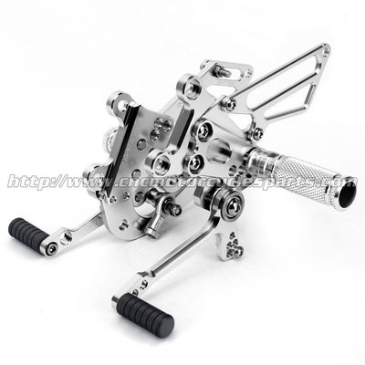 Aluminum Silver / Black Motorcycle Rear Sets , Custom Motorcycle Foot Pegs
