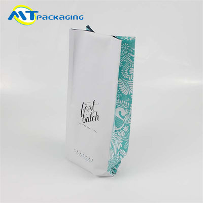 Side Gusset Dry Food Packaging Laminated Material Reusable Smell Proof