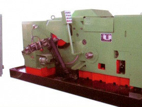 380V Electric Bolt Making Machine , Screw Forming Machine 16-100mm Shank