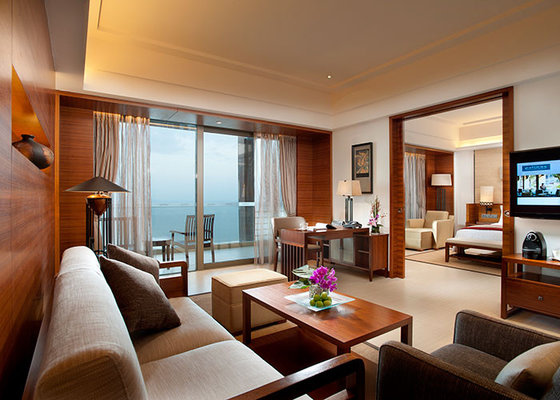 Luxury Solid Wood King Size Bedroom Furniture Sets For Palm Island Resort