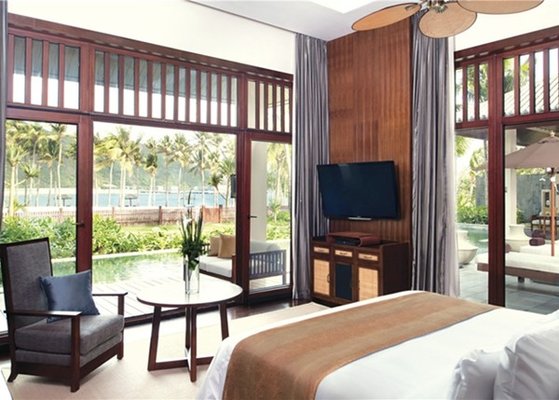 Luxury Suite Furniture Modern Bedroom Furniture Set For Holiday Inn / Resort