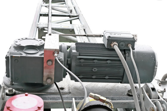 China Safty Construction Material Lifting Hoist with VFC Control System supplier