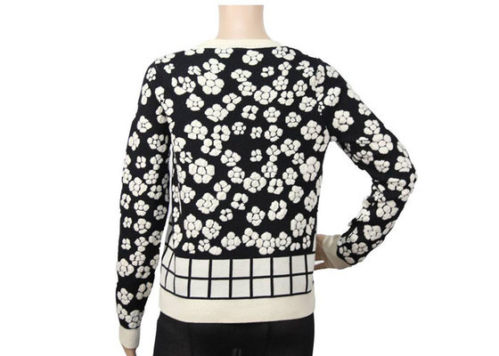 Spring Black Ladies Round Neck Jumper Jacquard Flower Pattern Sweater For Women