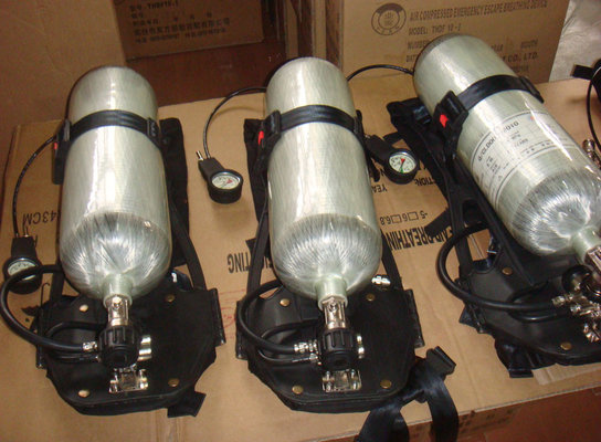 Self contained air breathing apparatus SCBA for fire fighting safety