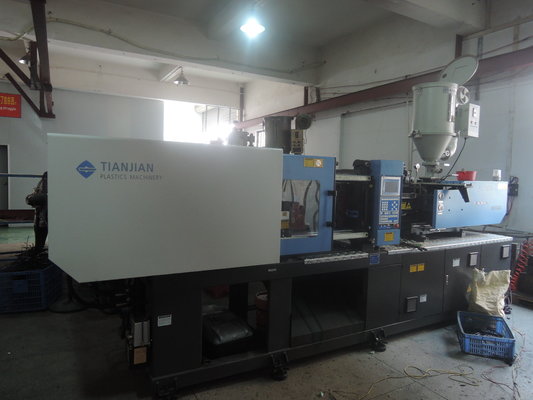 Plastic Injection Machine
