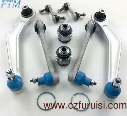BMW Set of 2 Ball Joints with Snap Rings for Wheel Carrier OEM 33326767748