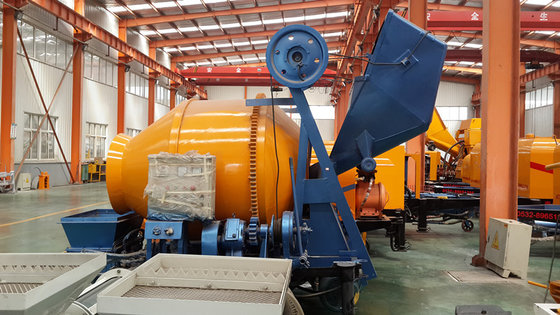 Trailer Mobile Concrete Mixer with Pump with 100m Steel Delivery Pipe Line on Sale supplier