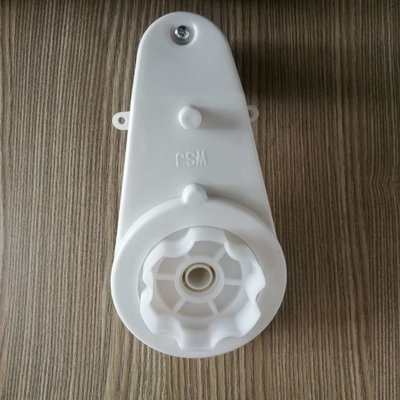 Black White Small Plastic Gears 6V Brush Commutation For Electric Toy Car
