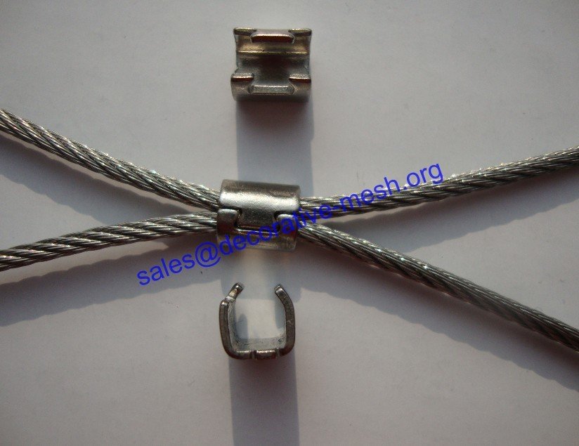 New Type Clips for Ferruled Mesh
