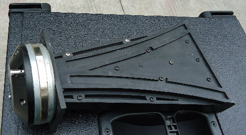Outside Transmission Column Line Array Speaker With Plywood Box 99 dB Spl