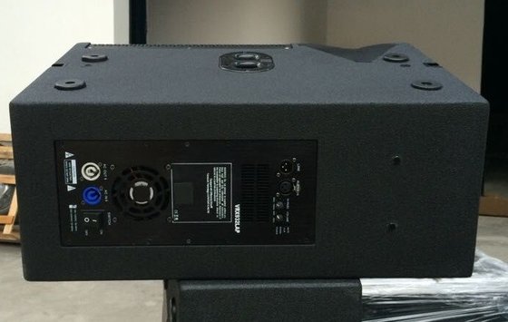 Línea activa arsenal de la demostración del subwoofer ligero de la etapa con el solo conductor del LF de 12 pulgadas