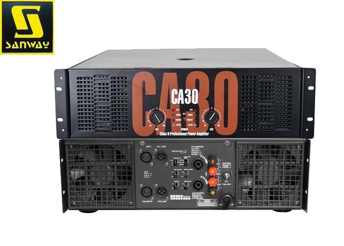 4 ohmios de amplificador 2700W del sistema PA estable viven equipo del amplificador de sonidos para los altavoces PA