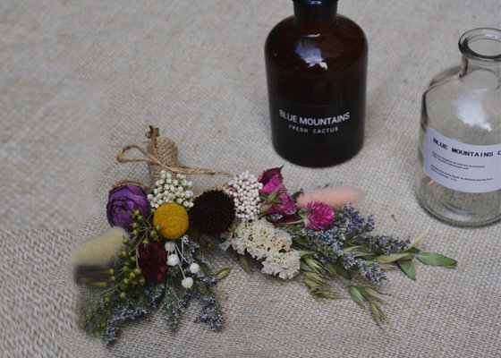 Eternal Dried Floral Arrangements , Colorful Miniature Dried Flowers For Table