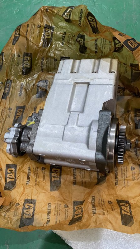 sell CAT 330C 330D C9 Fuel Injection Pump 319-0678 3190678(Email:bj-012@stszcm.com )