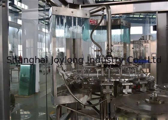Automatic Carbonated Drink Filling Machine , Aerated Water Soda Bottling Equipment