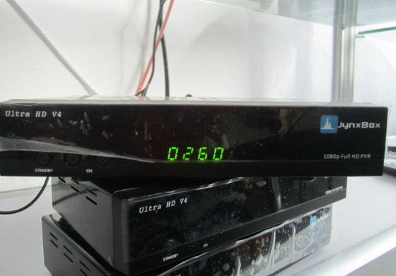 HD ATSC Digital Receiver Jynxbox V4 QPSK Satellite Receiver IKS / USB / LAN / WIFI / JB200