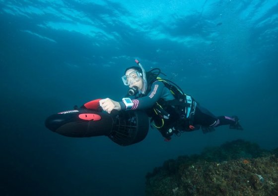 MIni Electric Powered Sea Scooter , Personal Underwater Propulsion Device