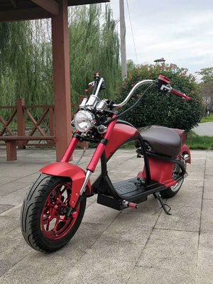 High Carbon Steel Mini Electric Bicycle , Red Color Small Electric Bike YT Cool Big Harley
