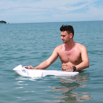 ABS Material Electric Powered Sea Scooter 3200 Watt Independent Suspension Propeller