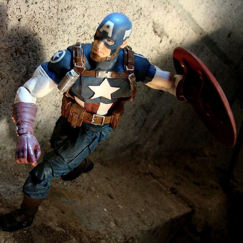 Children PVC Material Plastic Action Figure Toys Captain America Designed