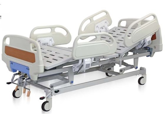 Reclining Hospital Bed Adjustable Mechanical Hospital Bed 3 Functions ABS Hand Rail Guard