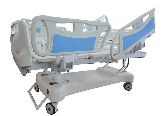 Super Luxury Electric Nursing Bed Sturdy Construction With Central Locking System