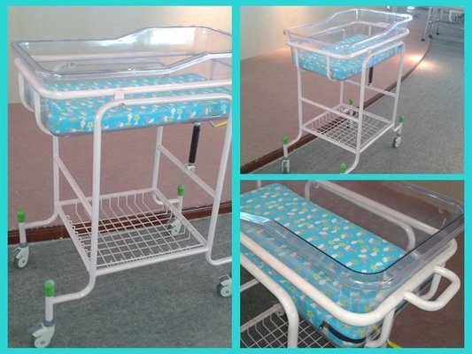Lightweight Durable Pediatric Hospital Bed Clear Plastic Bassinet Fixed Height