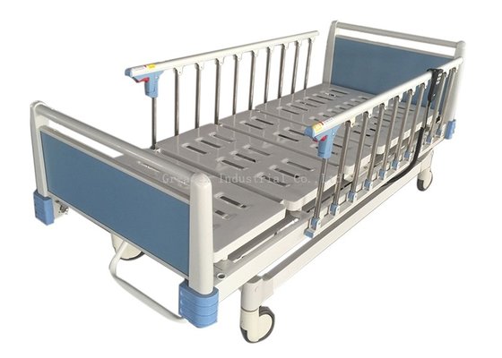 Electric Pediatric Hospital Bed Stable Safe 3 Function Hand Remote Control