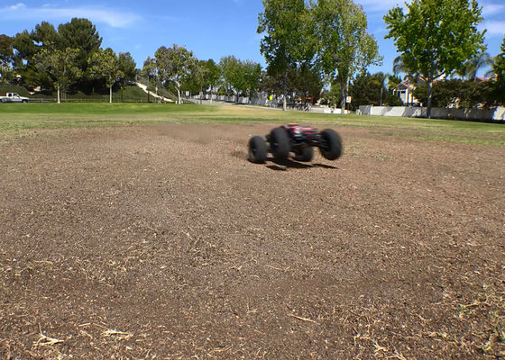 Walk Upright RC Brushless Cars Off Road Electric 4WD RC Truggy 100 km / hour