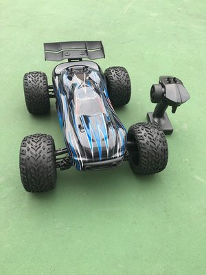 2.4G Metal Chassis  1/10 Scale Electric RC Truggy /  RC Car  Model  4WD