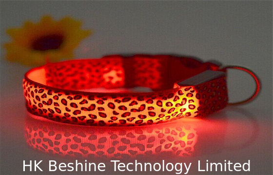 Fationable Leopards Decorative Pattern Illuminated Pet Collars Waterproof