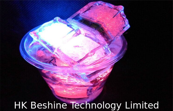Eco - friendly Water Activated Lighting Ice Cubes For KTV Pub Decoration