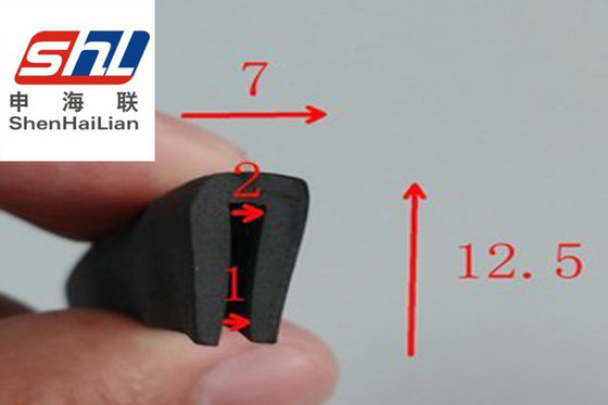 U - Shaped Waterproof Rubber Seal Washers 70 Durometer For Electronics