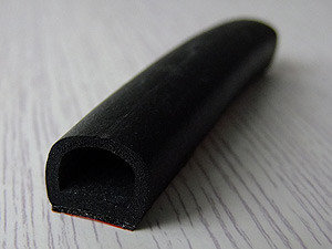 Black Rubber Extruder for Industrial Equipment , Silicone Sponge Extrusion
