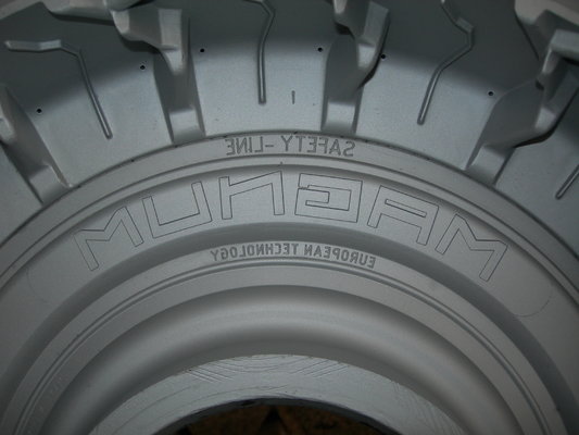 Radial Tyre Mold / Rubber Solid Tyre Mould Motorcycle Tyre Mould